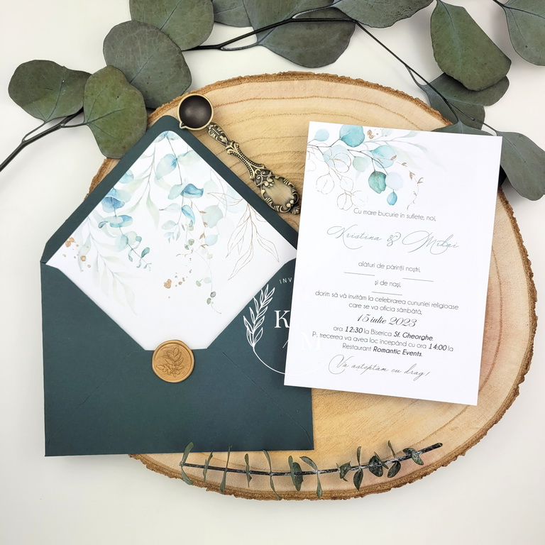 Invitatii de nunta cu frunze de eucalipt si auriu, plic verde inchis si ...
